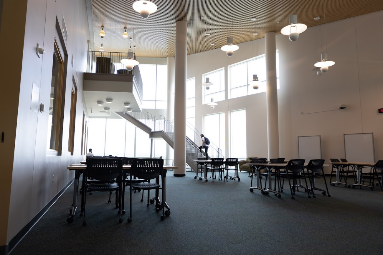 Study Spaces in JMU Libraries - JMU Libraries