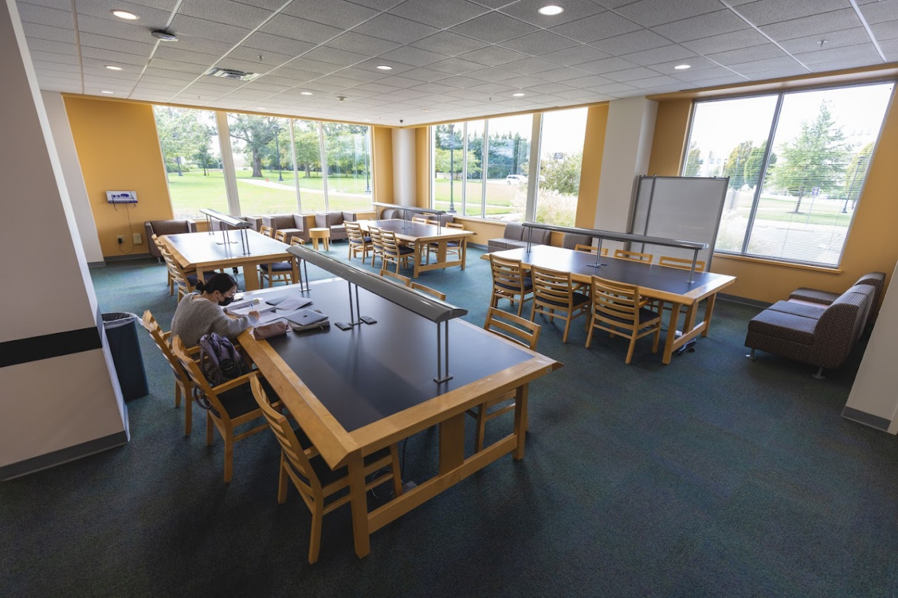 Study Spaces in JMU Libraries - JMU Libraries