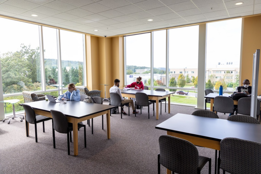 Study Spaces in JMU Libraries - JMU Libraries