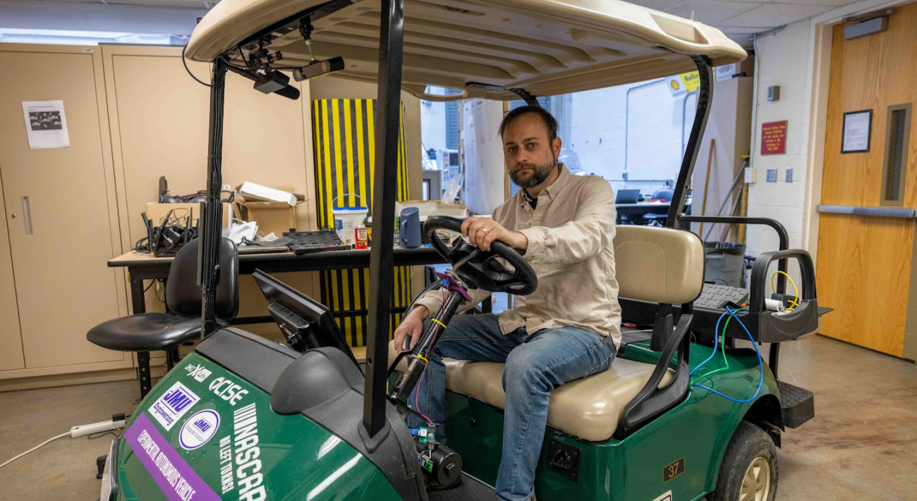 Feature Friday: A Self-Driving Golf Cart for Retirement Communities ...